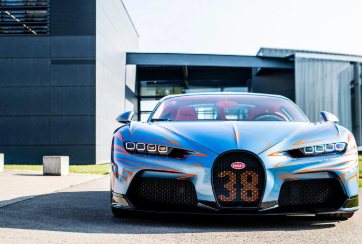 Koľko stojí svetlo na Bugatti Chiron? Bežnému Slovákovi sa pretočia ...
