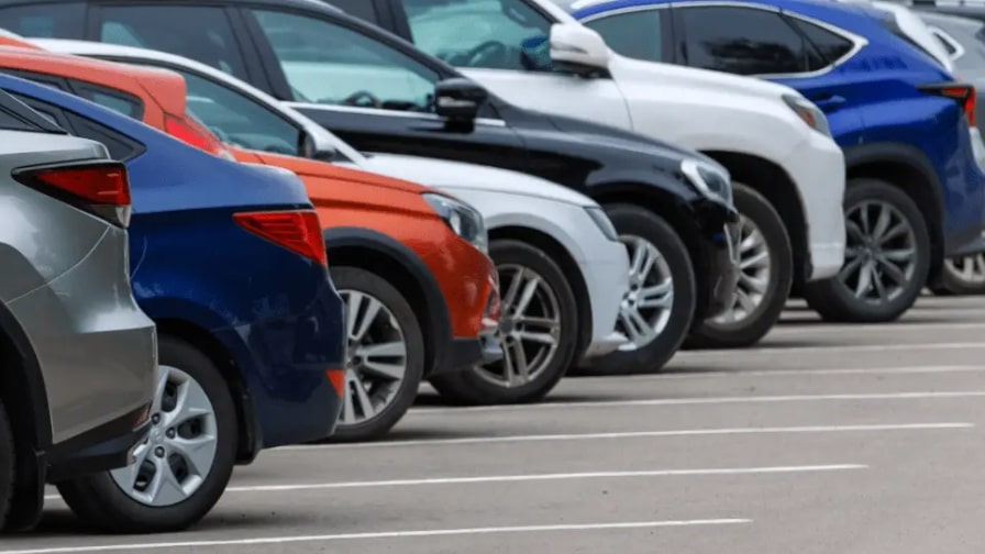 Prezrádza farba auta inteligenciu? Tieto vraj častejšie volia menej ...